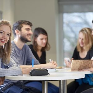 London school - OMNES Education